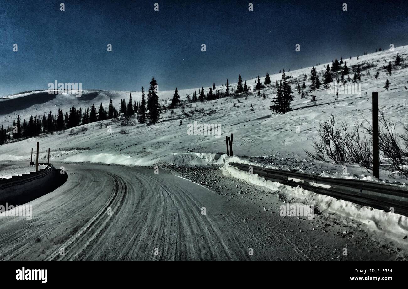 Sharp hill hi-res stock photography and images - Alamy