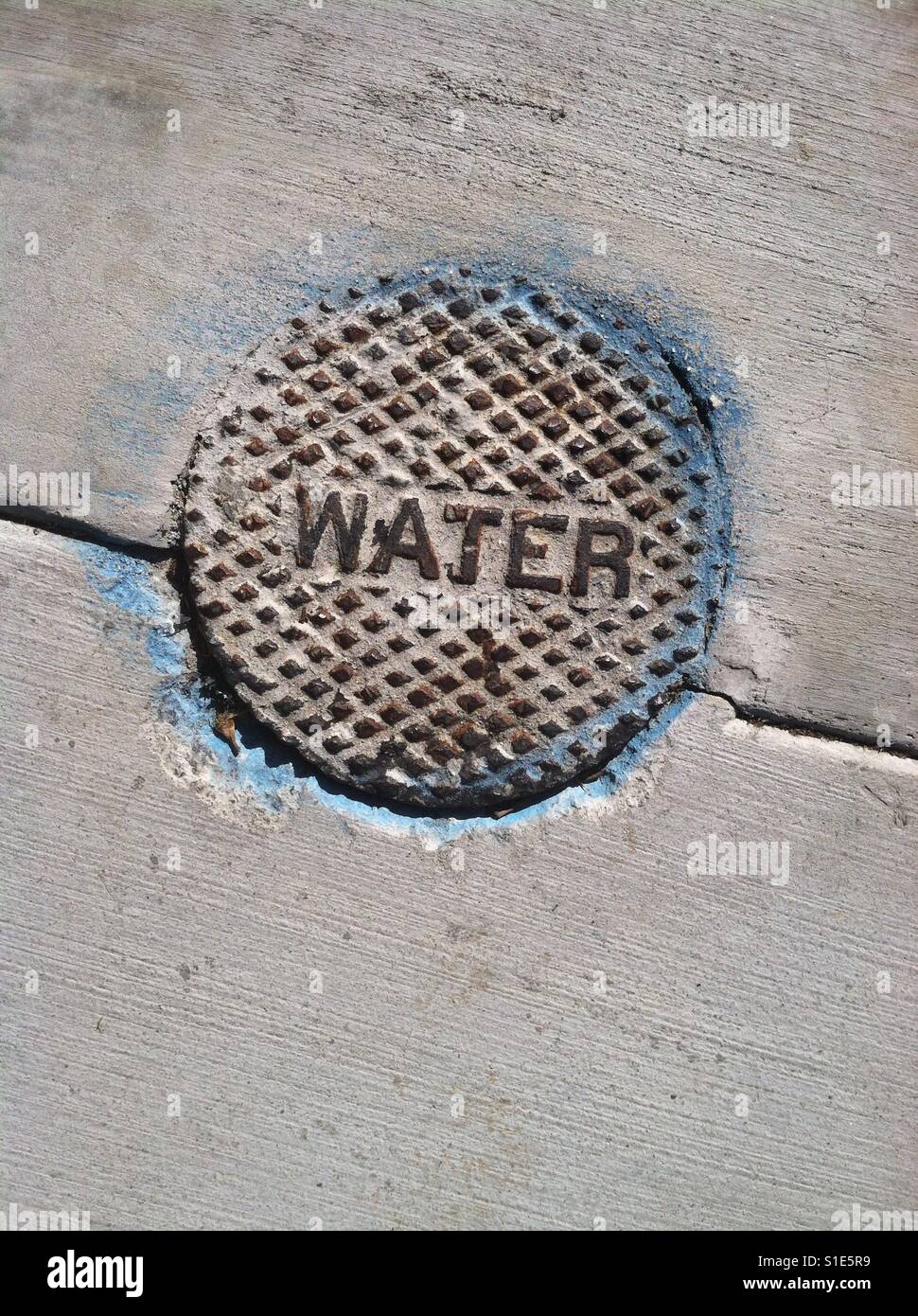 Pavement on water hi-res stock photography and images - Alamy