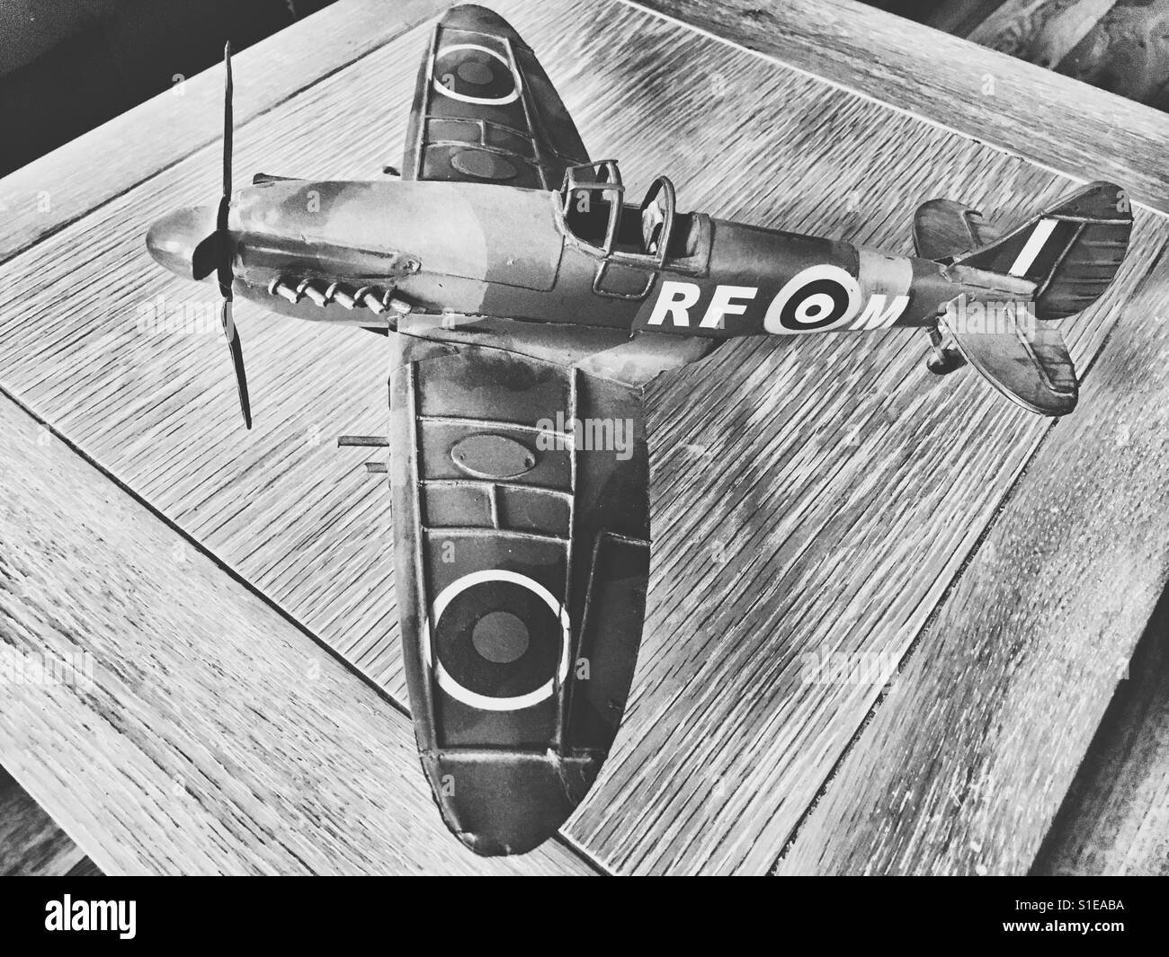 Raf spitfire Black and White Stock Photos & Images - Alamy