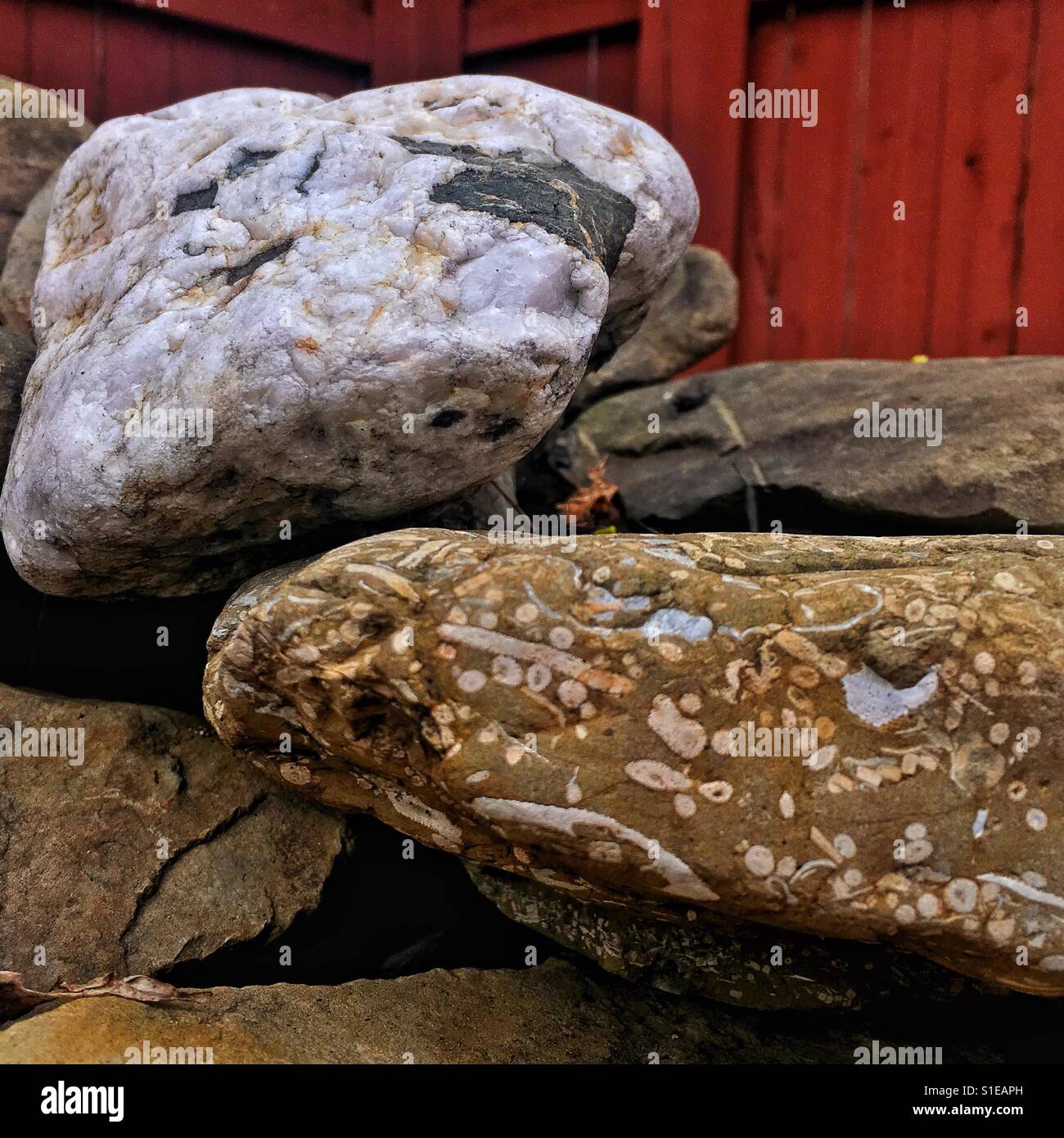 Pile as texture hi-res stock photography and images - Alamy