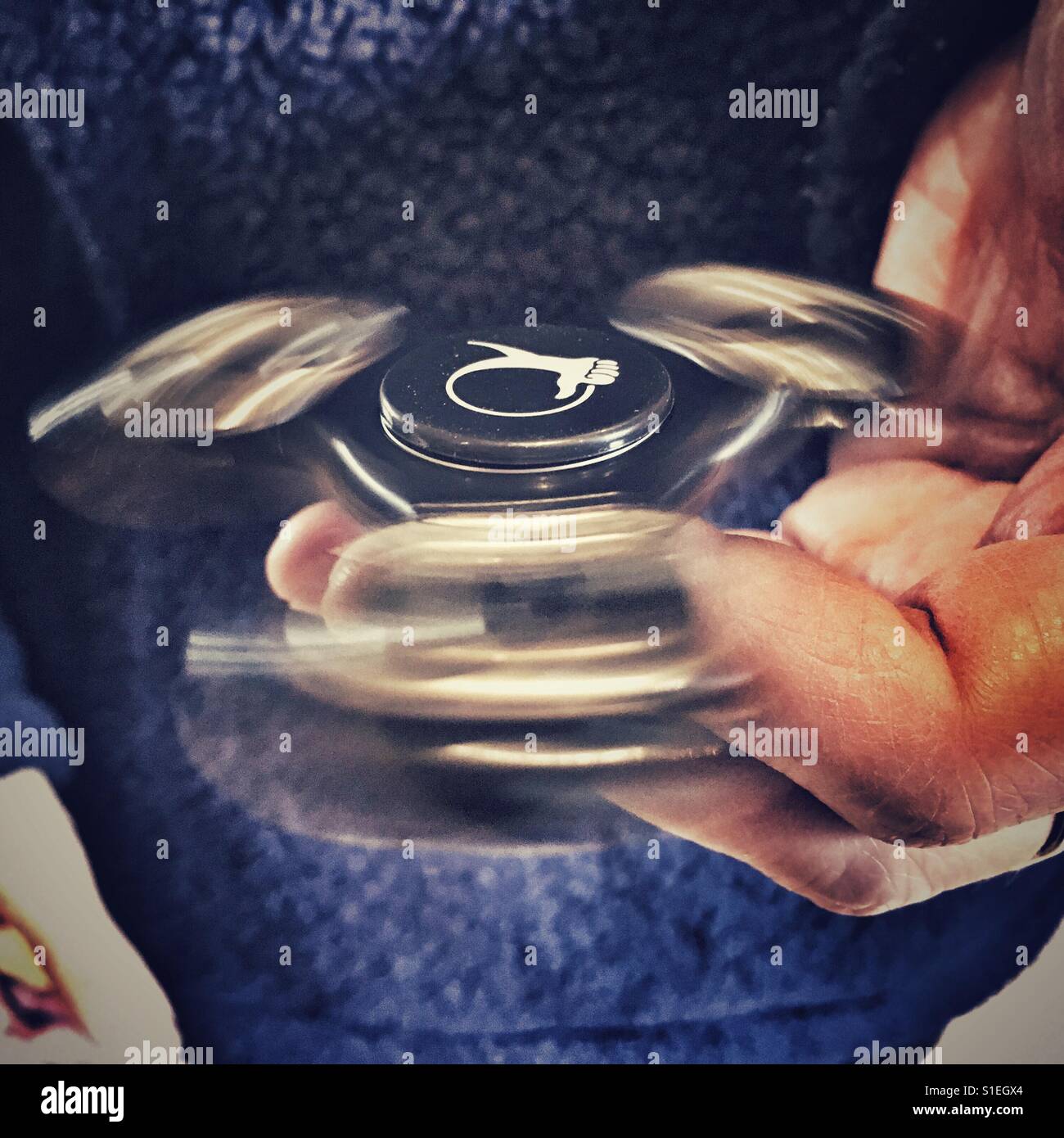 Fidget spinner, spinning Stock Photo - Alamy