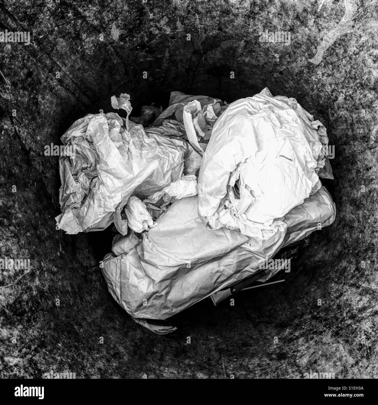 Beautiful trash hi-res stock photography and images - Alamy
