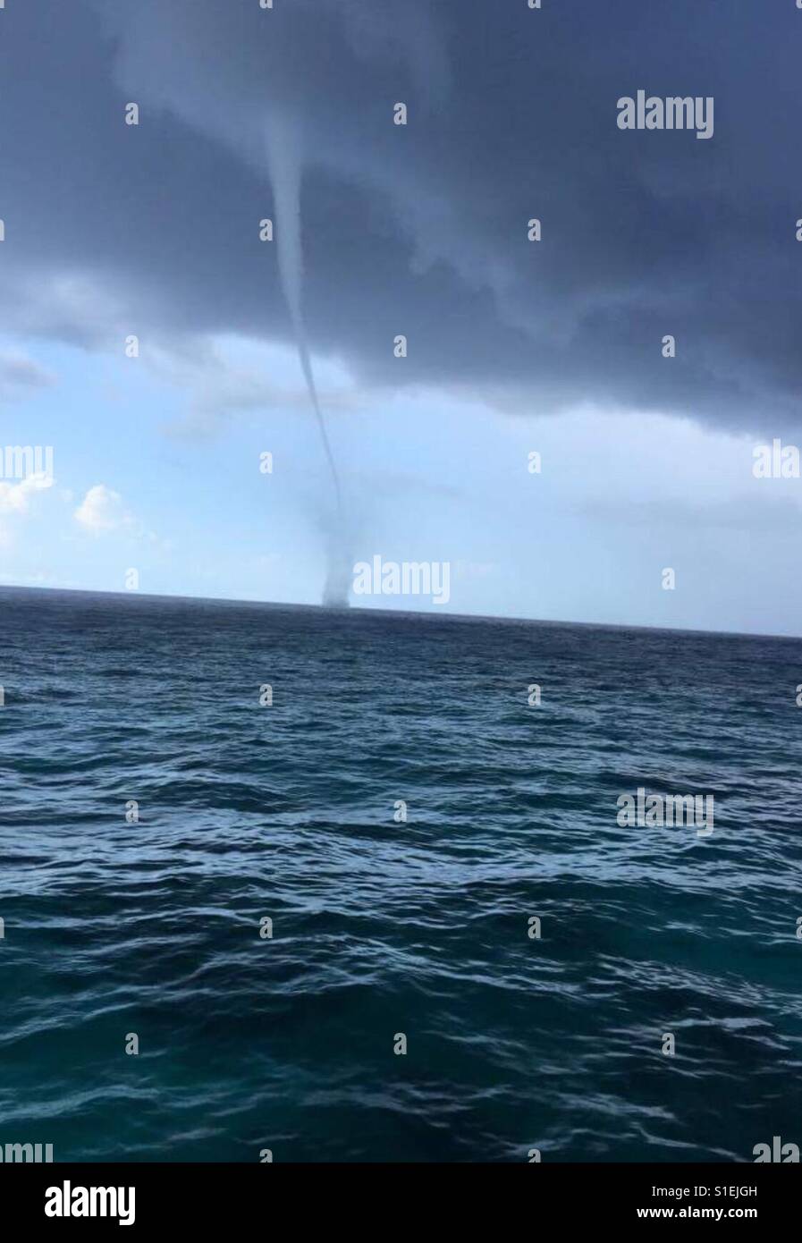 Cloud funnel hi-res stock photography and images - Alamy