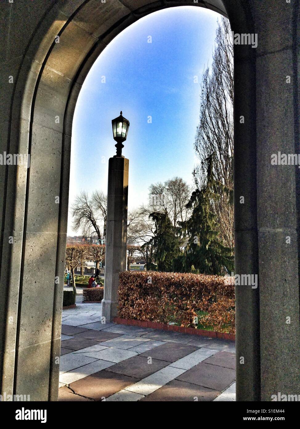 Archway path hi-res stock photography and images - Alamy