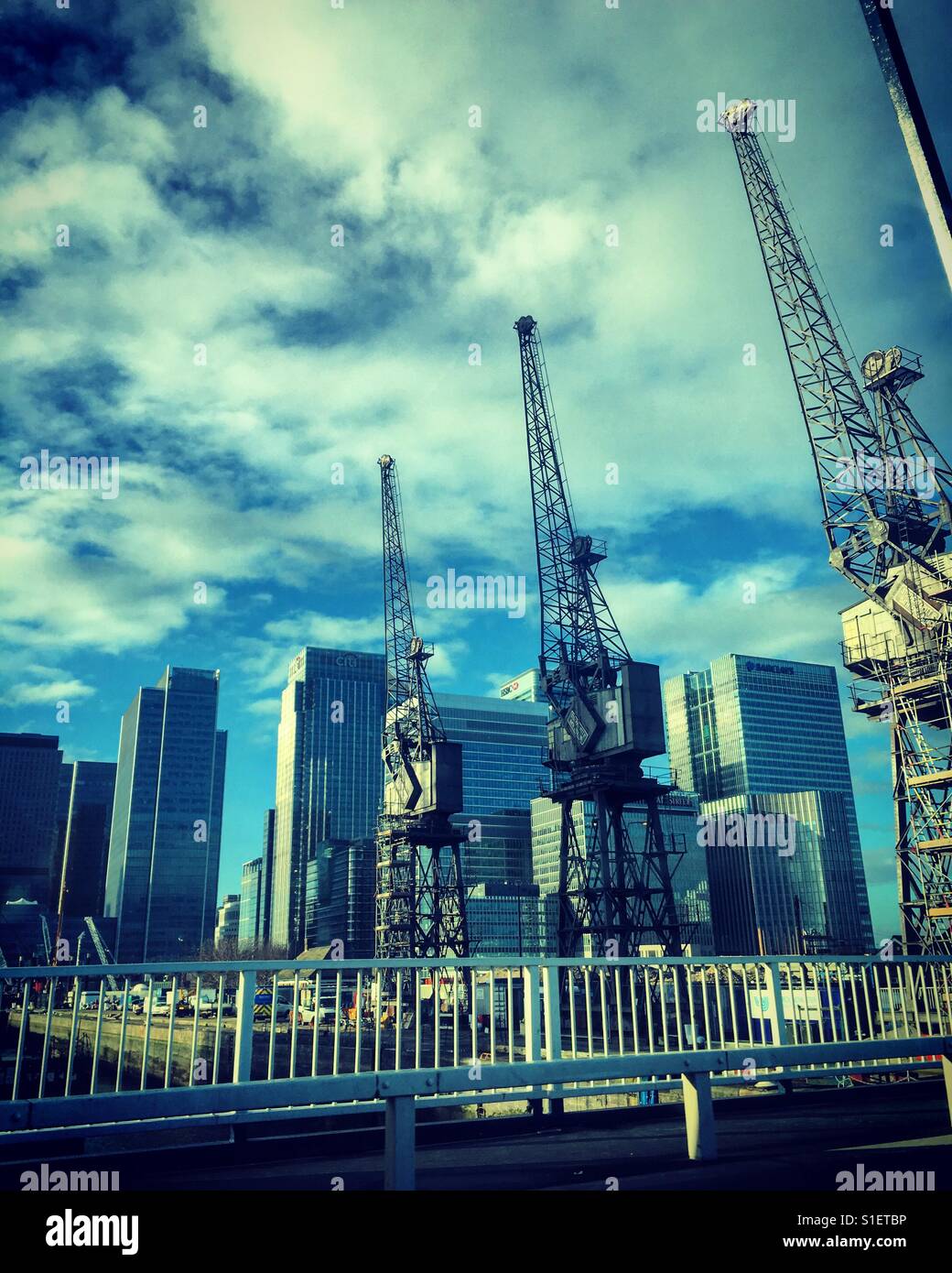 Future of canary wharf hi-res stock photography and images - Alamy