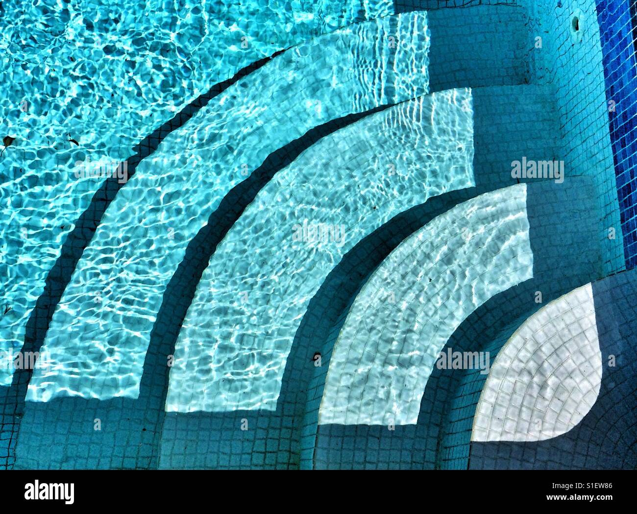 Swimming pool steps hi-res stock photography and images - Alamy
