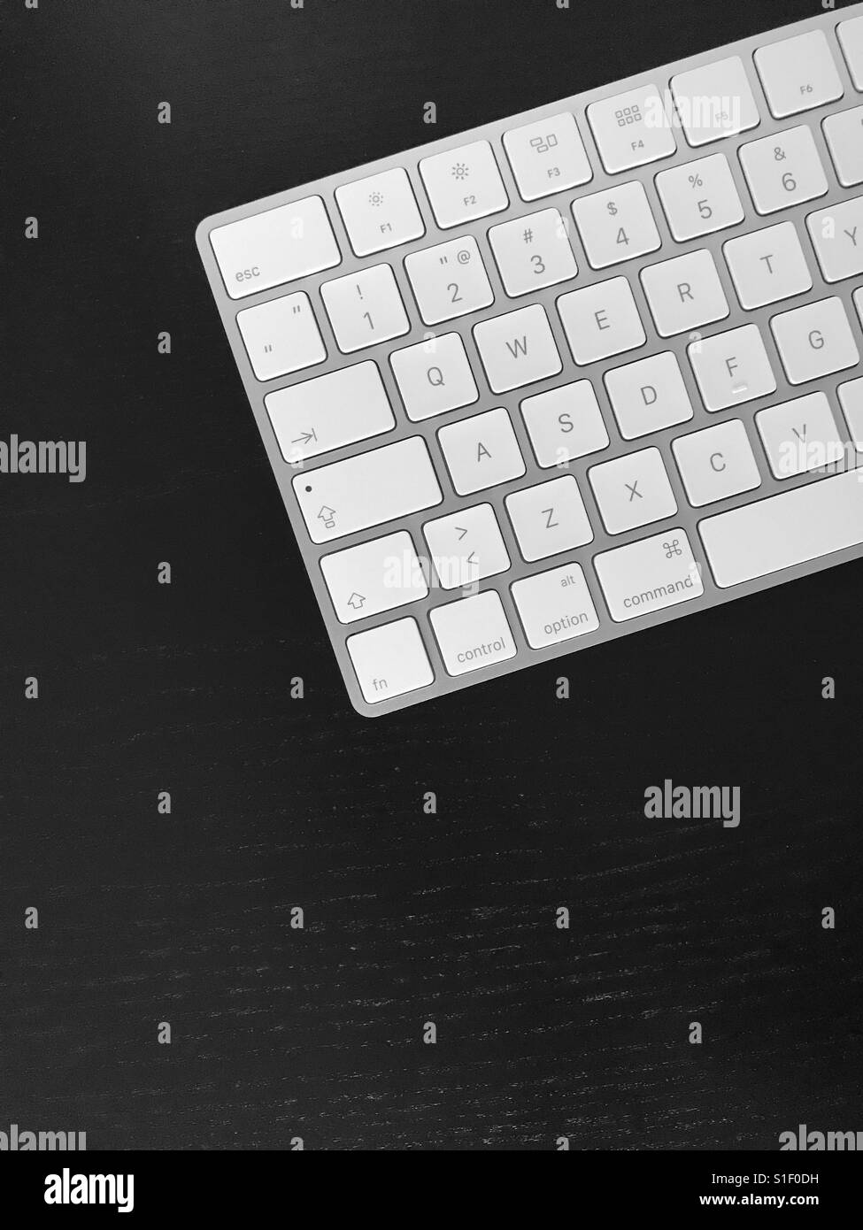 Tech table hi-res stock photography and images - Alamy