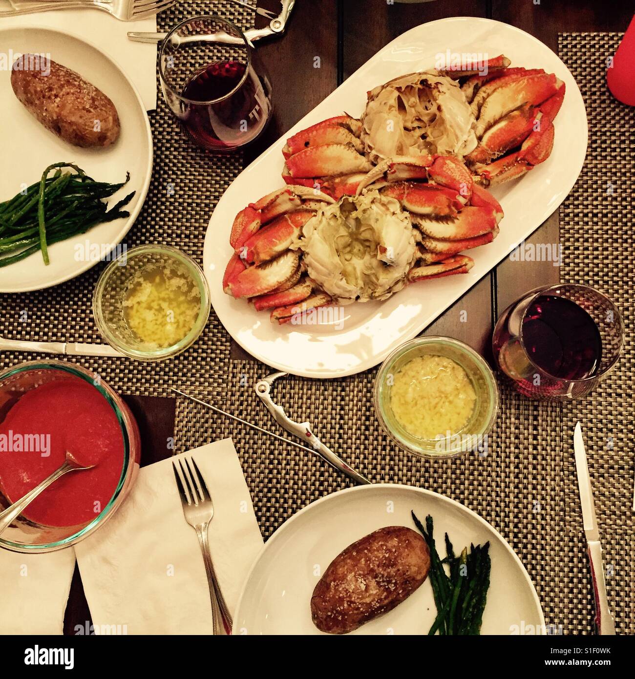 Home cooked dinner hi-res stock photography and images - Alamy