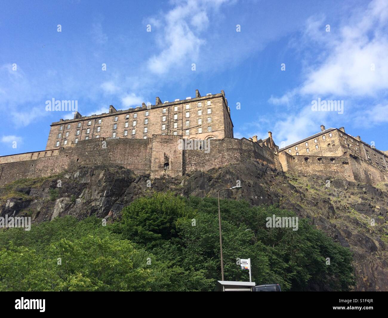 Edinburgh castle view hi-res stock photography and images - Alamy