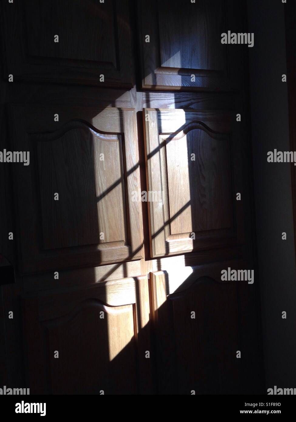 Setting sun shadow hi-res stock photography and images - Alamy