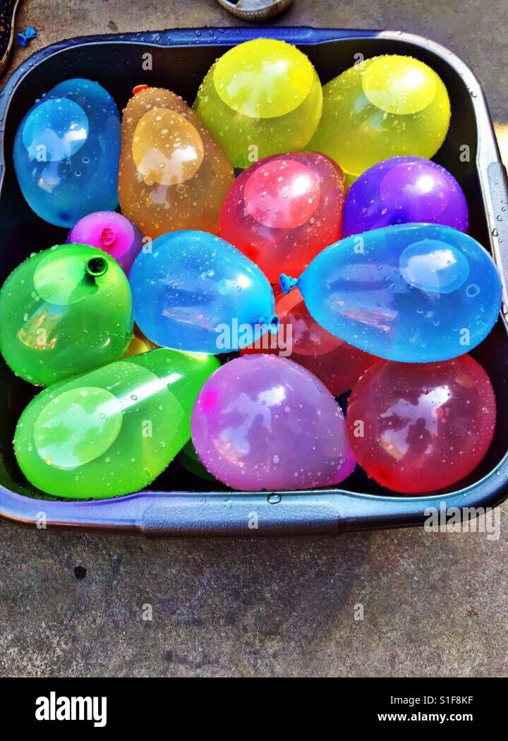 Water balloons burst hi-res stock photography and images - Alamy