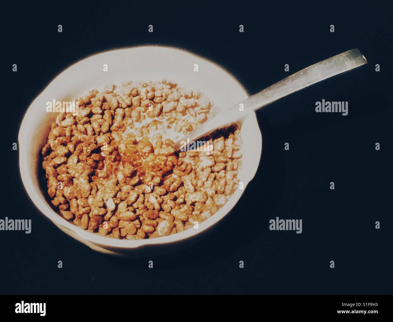 Kelloggs coco pops hi-res stock photography and images - Alamy