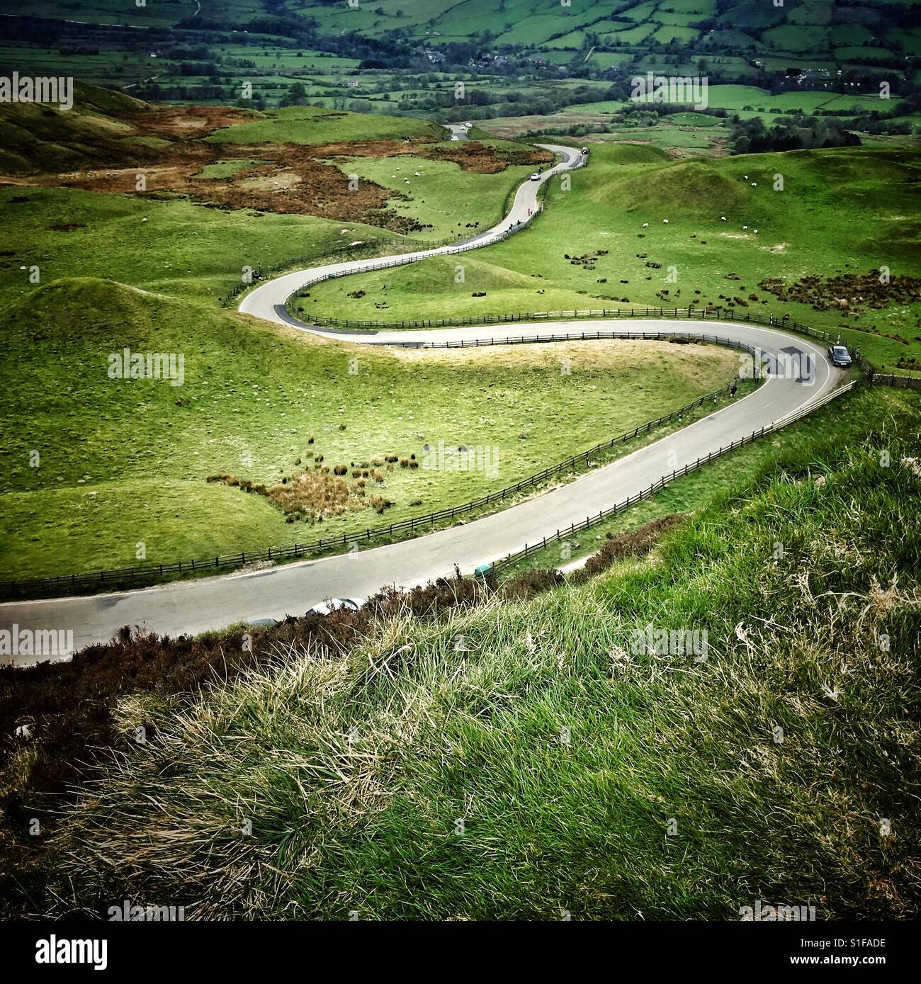 Long and winding roads hi-res stock photography and images - Alamy