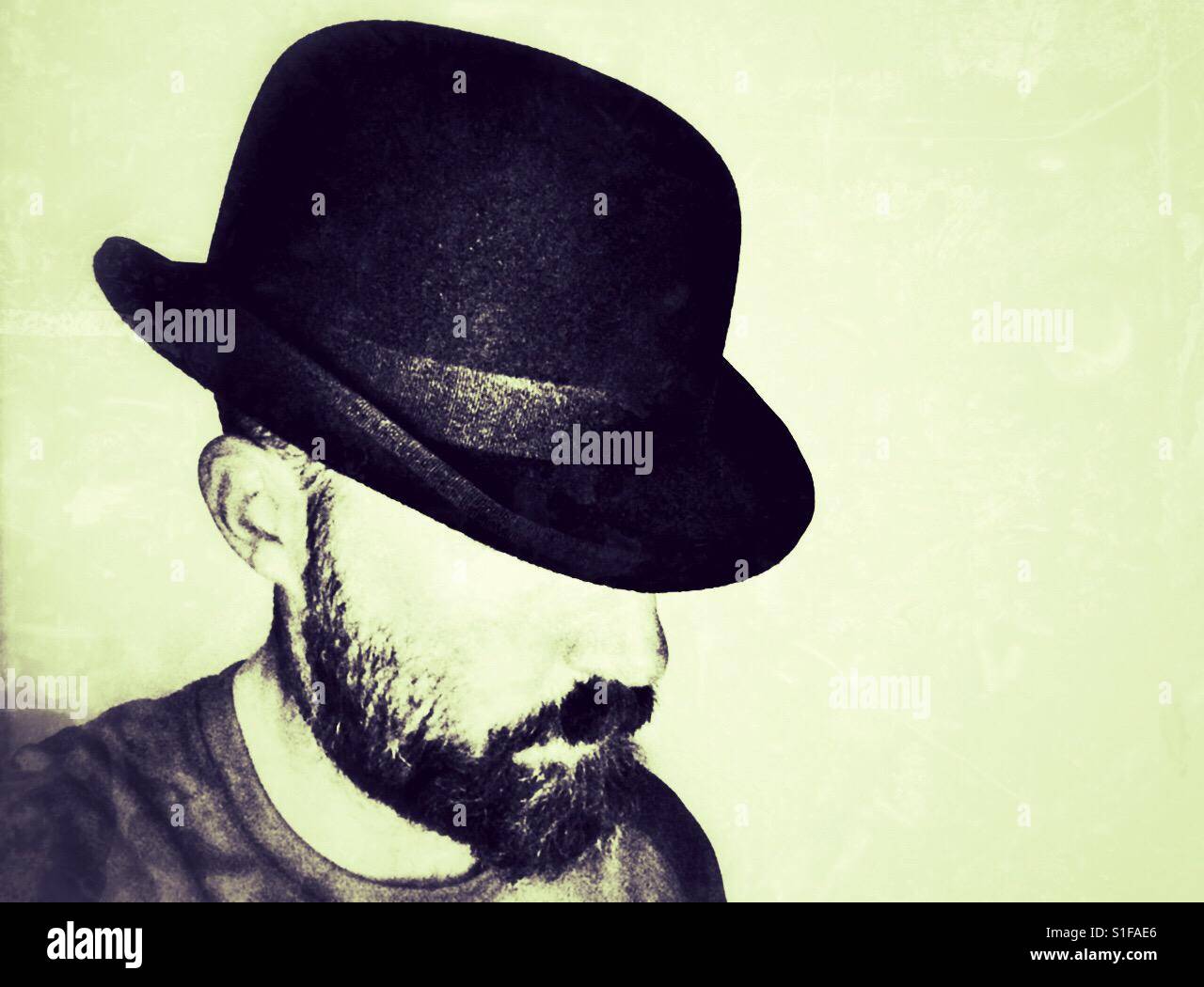 Rakish angle hi-res stock photography and images - Alamy