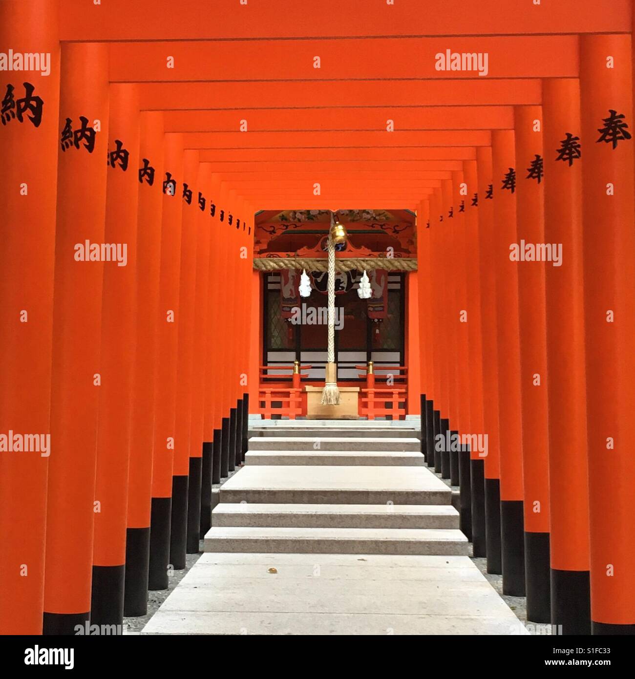 Shrine gates in japan Stock Photo - Alamy