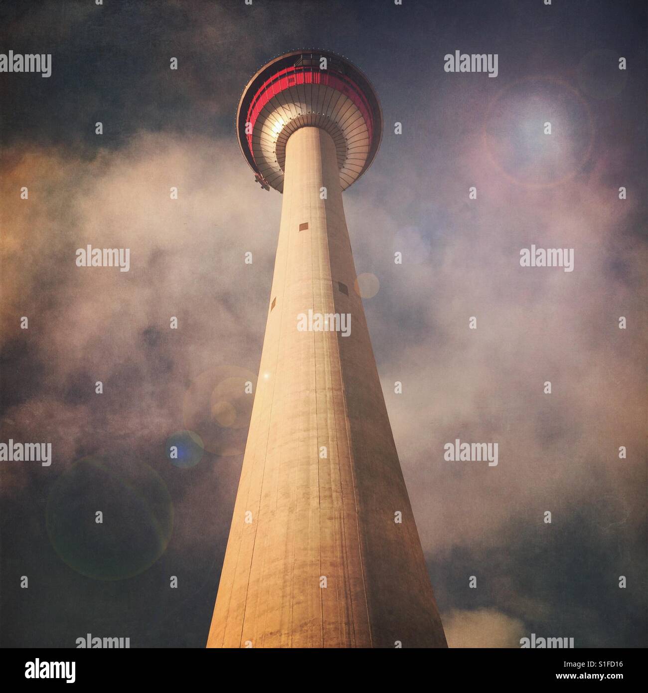 Calgary tower hi-res stock photography and images - Alamy