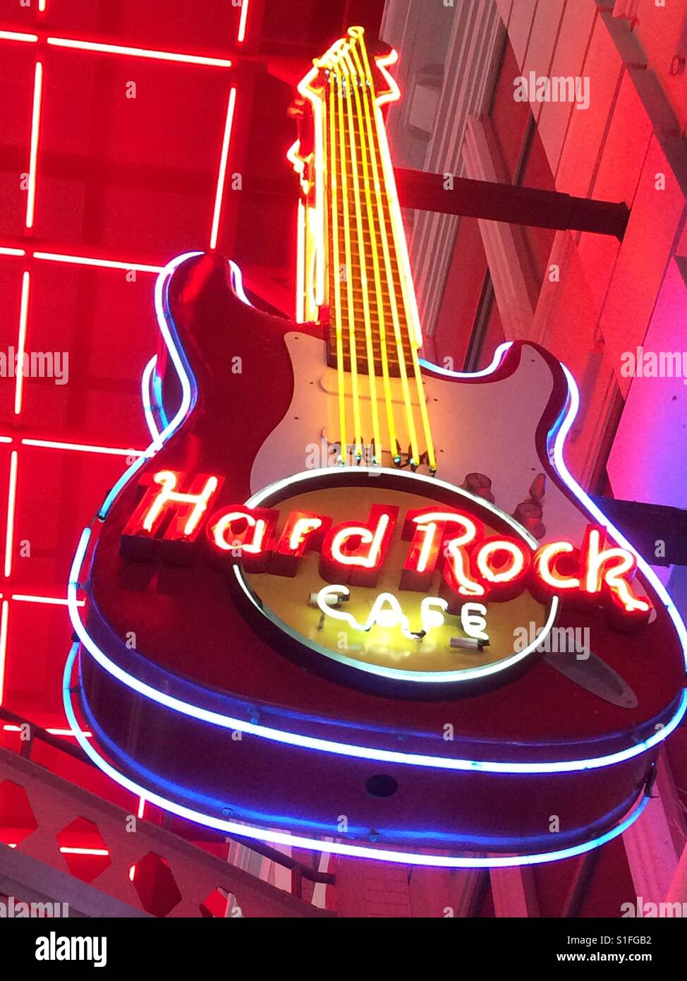Hard rock cafe logo hi-res stock photography and images - Alamy