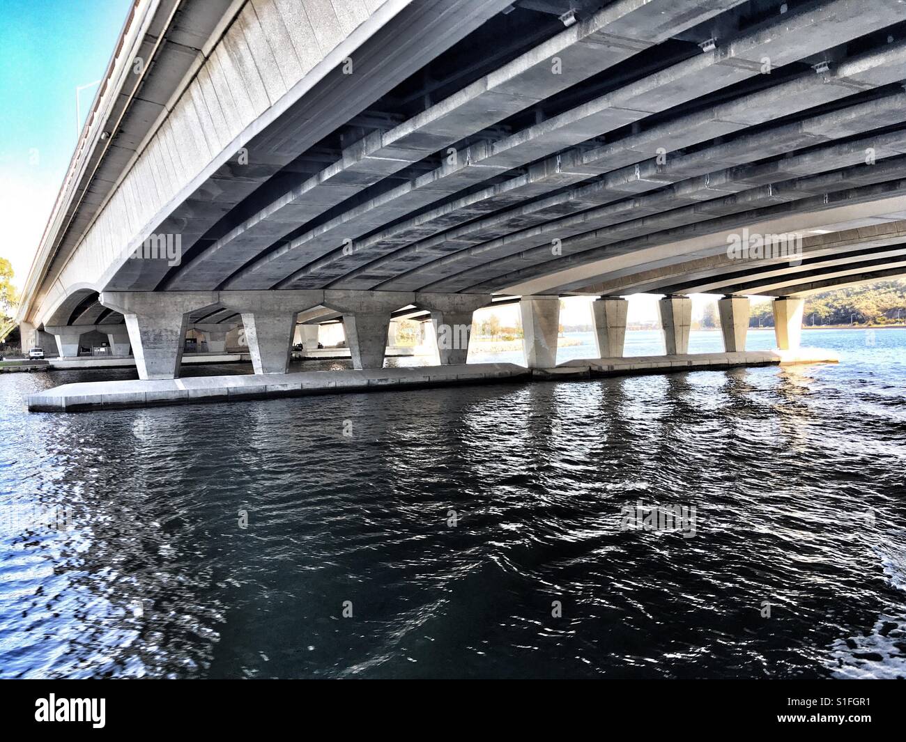 Underneath highway hi-res stock photography and images - Alamy