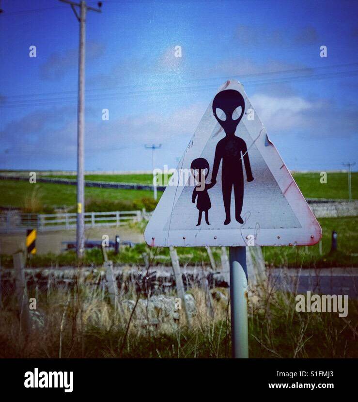 Sign of the cross child hi-res stock photography and images - Alamy