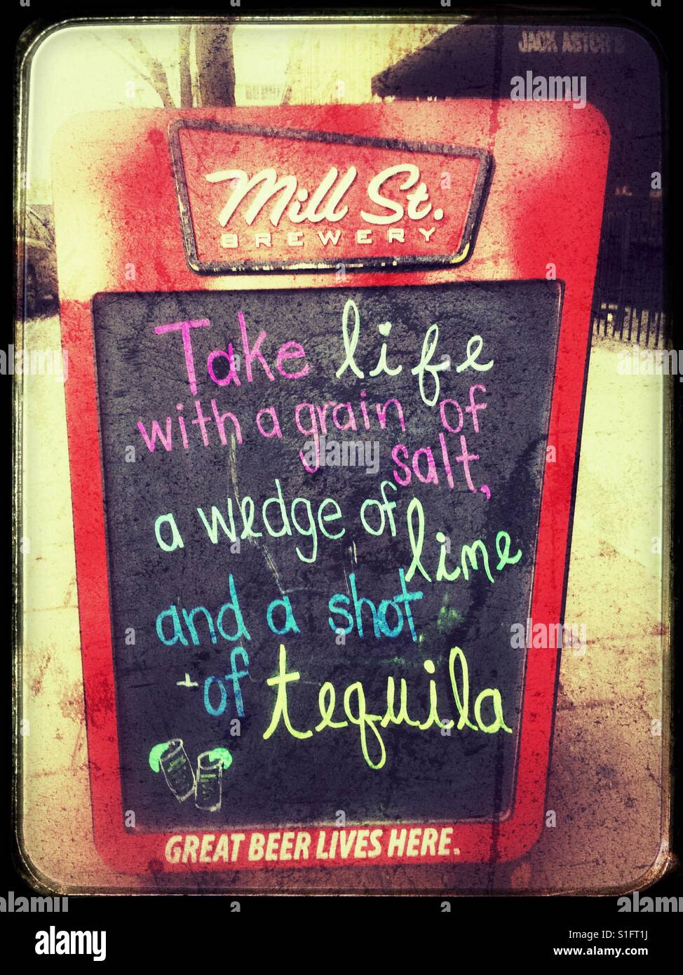 Catchy sign hi-res stock photography and images - Alamy