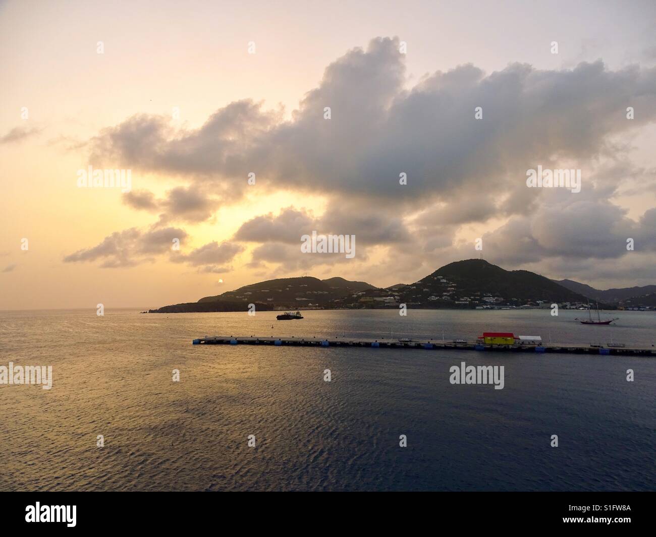 St maarten island hi-res stock photography and images - Alamy