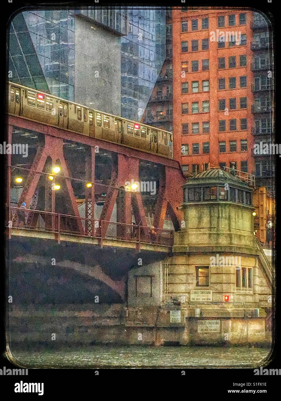 Chicago bridge hi-res stock photography and images - Alamy