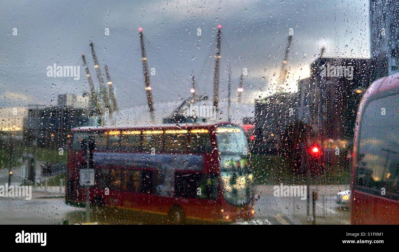 London docklands arena hi-res stock photography and images - Alamy