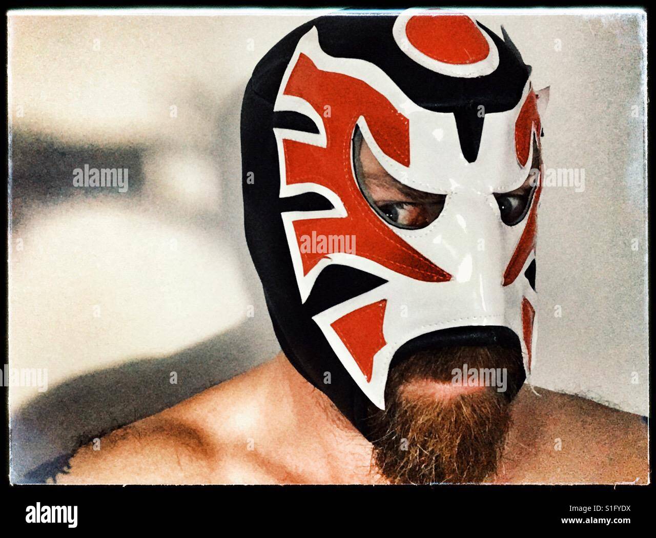 Wrestler mask hi-res stock photography and images - Alamy