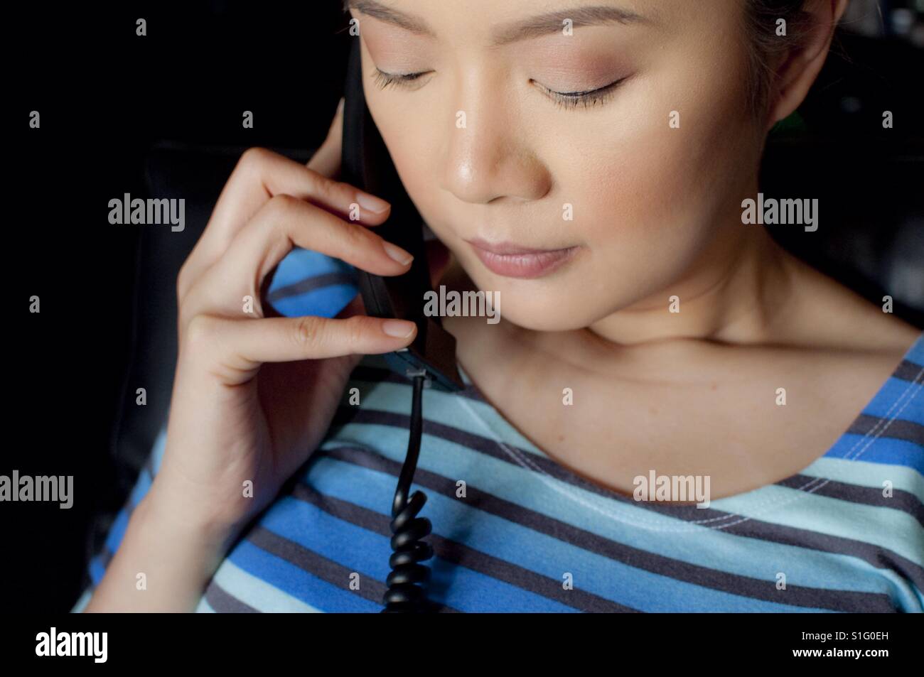 Lady telephone hi-res stock photography and images - Alamy