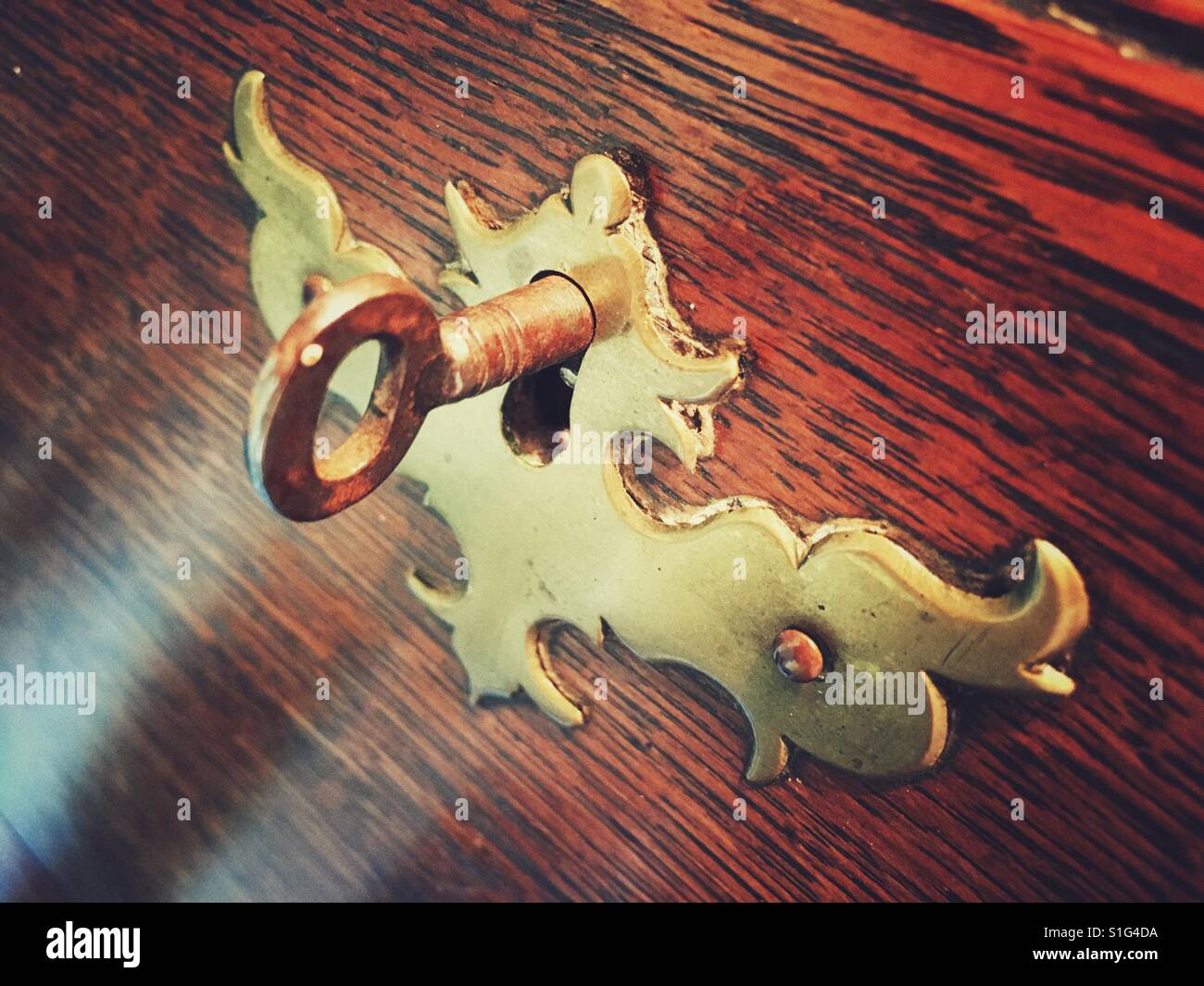 Antique oak desk hi-res stock photography and images - Alamy