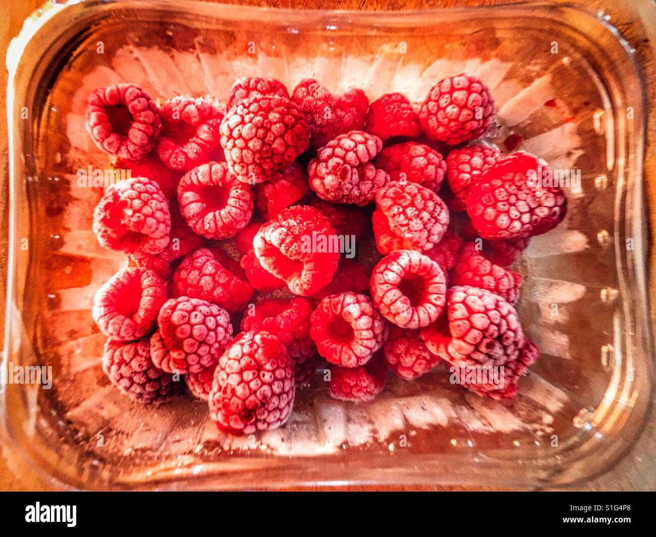 Punnet raspberries hi-res stock photography and images - Alamy