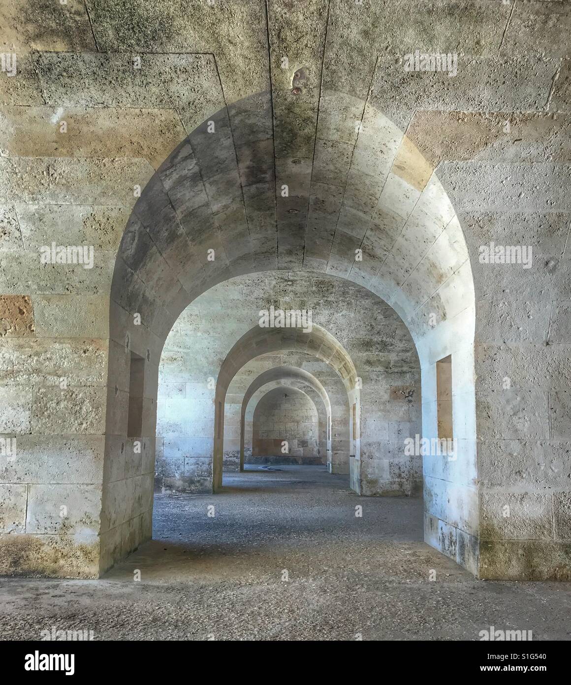 Receding arches hi-res stock photography and images - Alamy