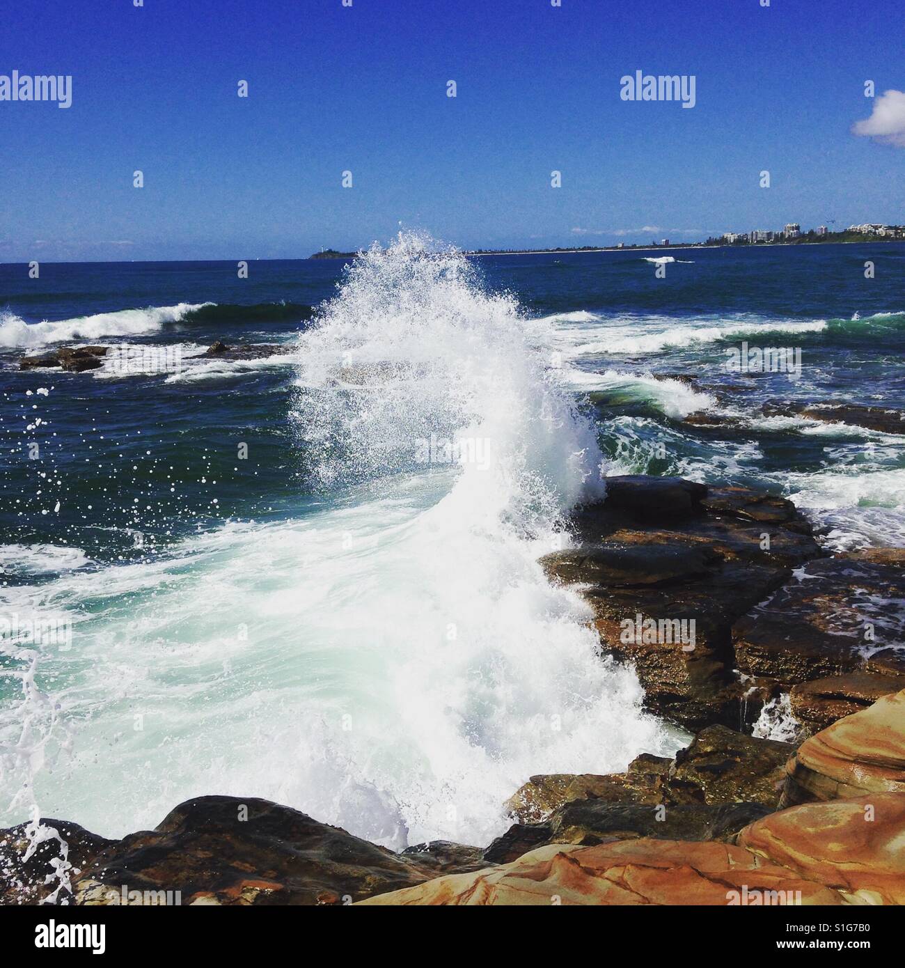 Queensland beach waves hi-res stock photography and images - Alamy