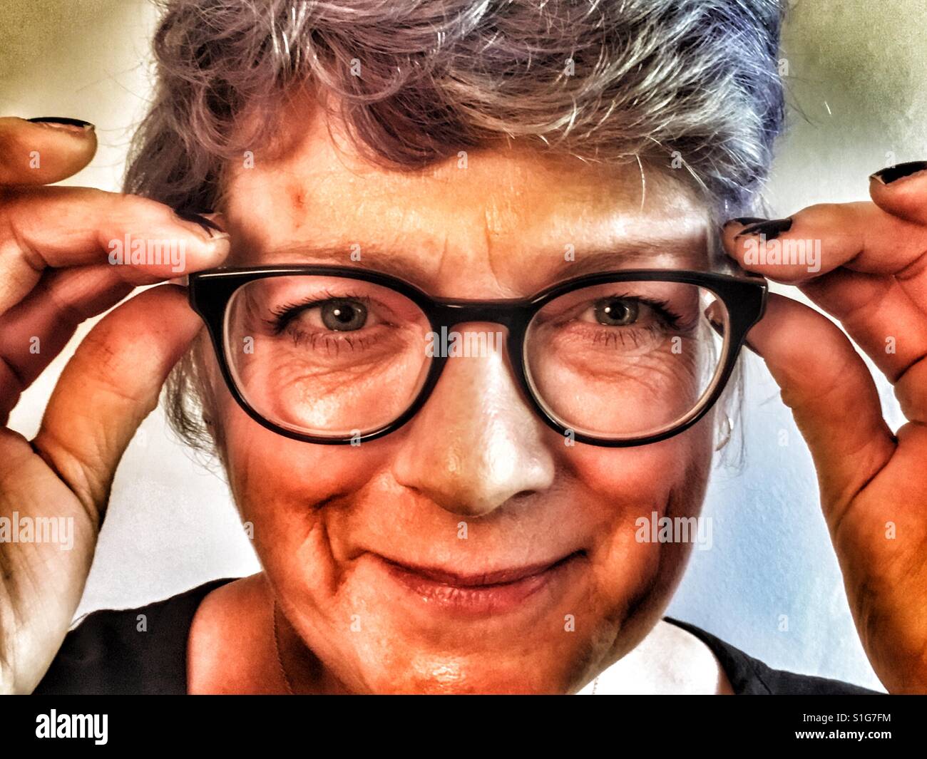 Ladies wearing glasses hi-res stock photography and images - Alamy