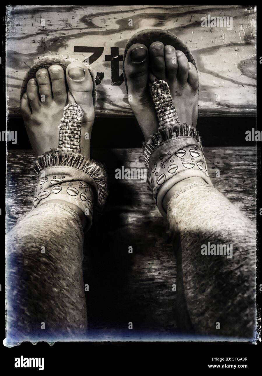 Feet propped up hi-res stock photography and images - Alamy