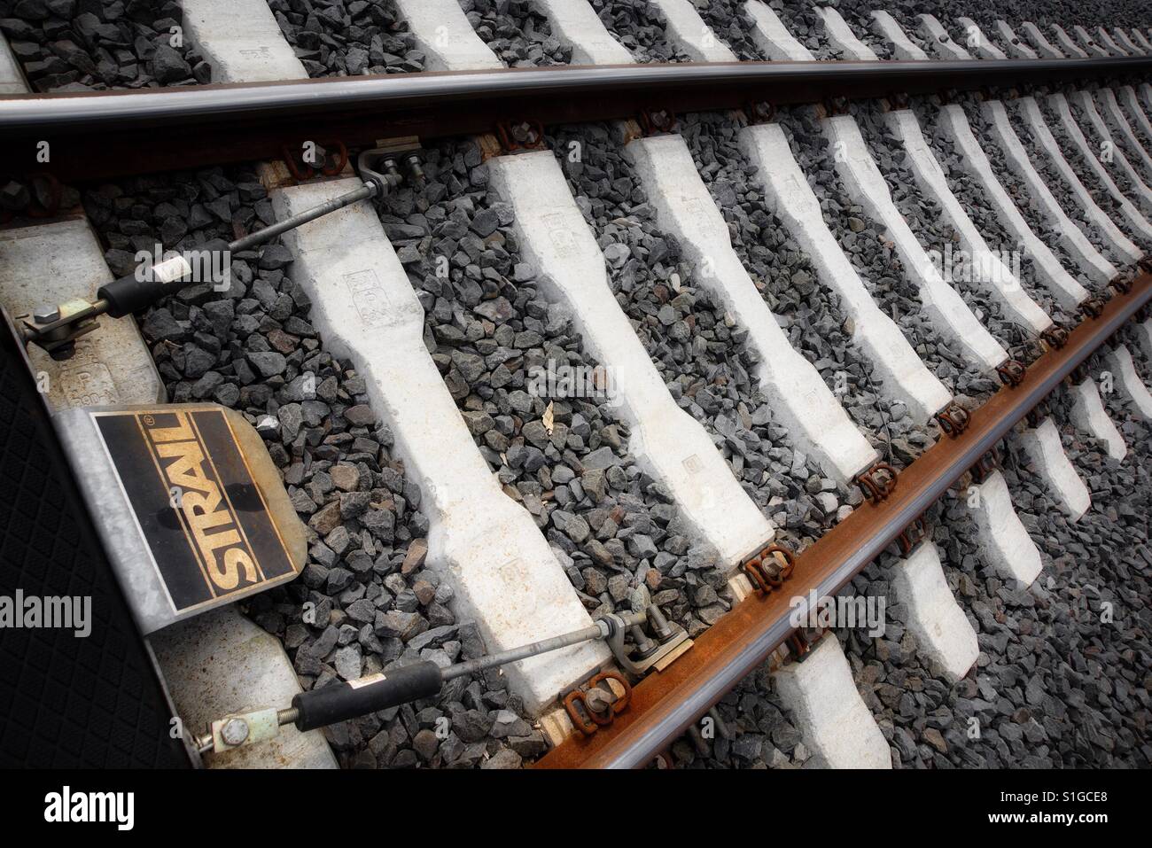 Parallel railroad hi-res stock photography and images - Alamy
