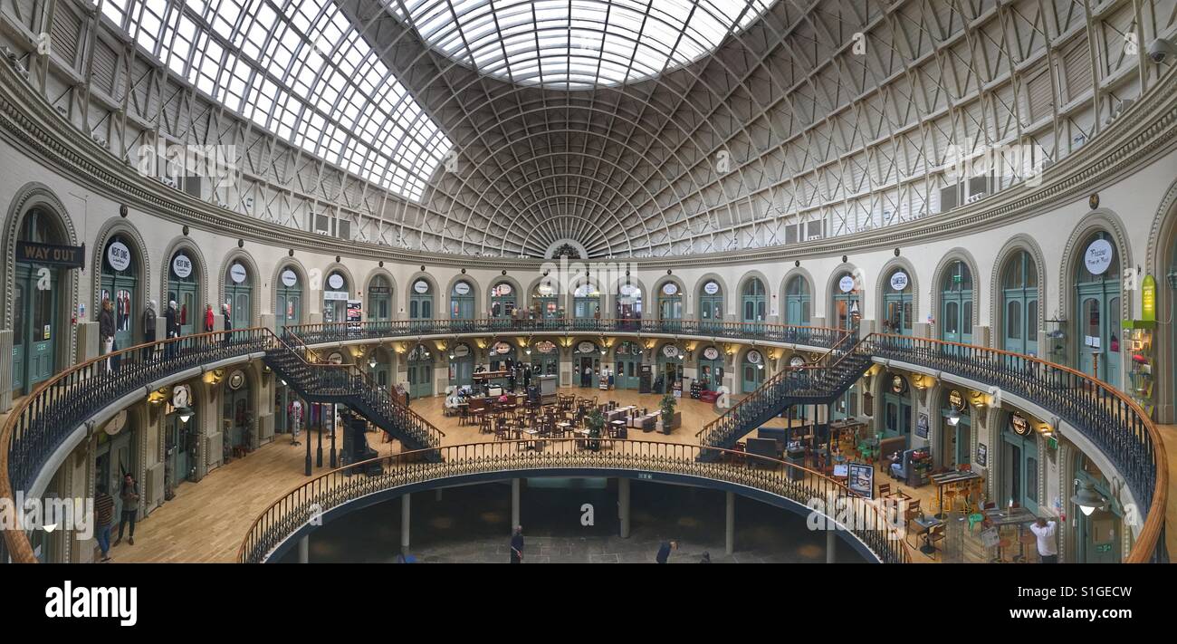 Leeds corn exchange roof hi-res stock photography and images - Alamy