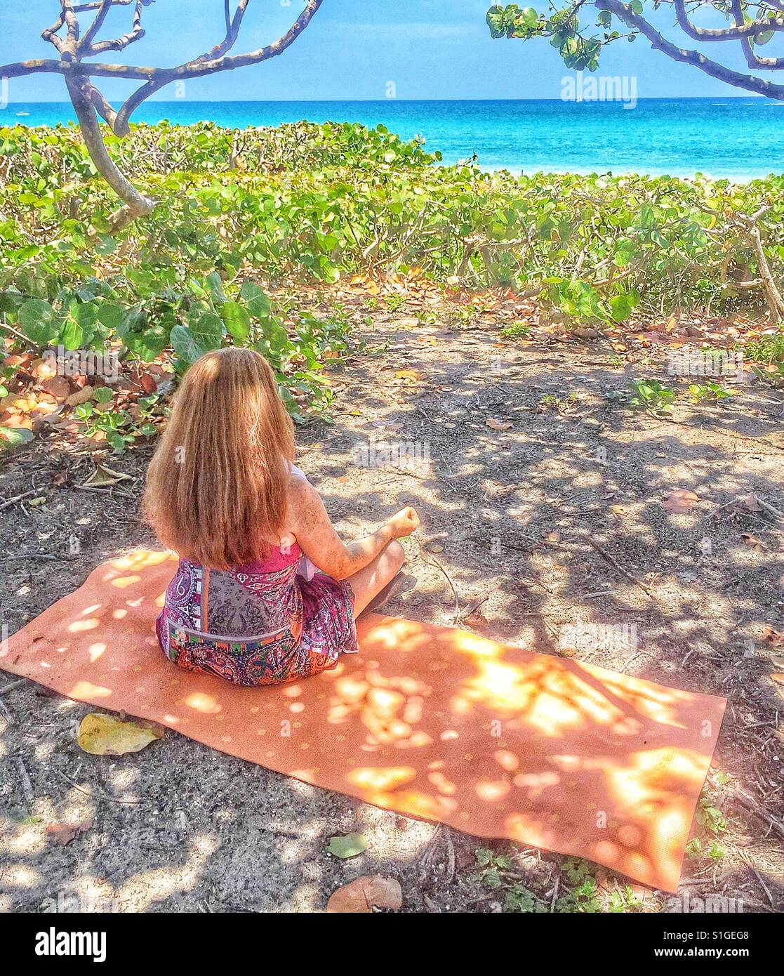 Zen beach hi-res stock photography and images - Alamy