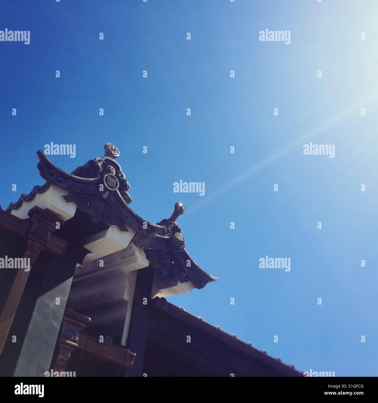 An old Japanese roof in Mino in Gifu Prefecture Stock Photo - Alamy