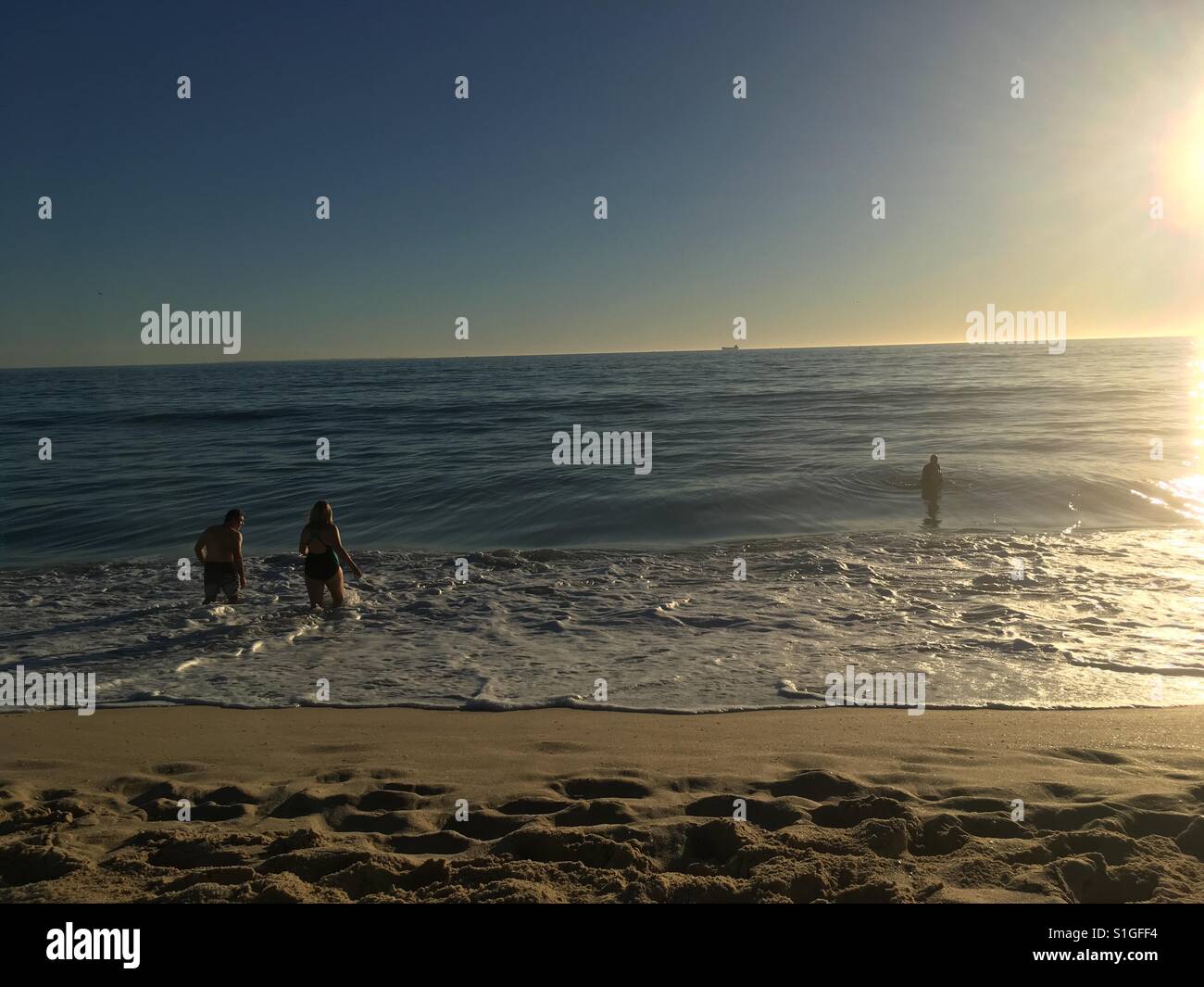People swimming at a Perth beach Western Australia Stock Photo - Alamy