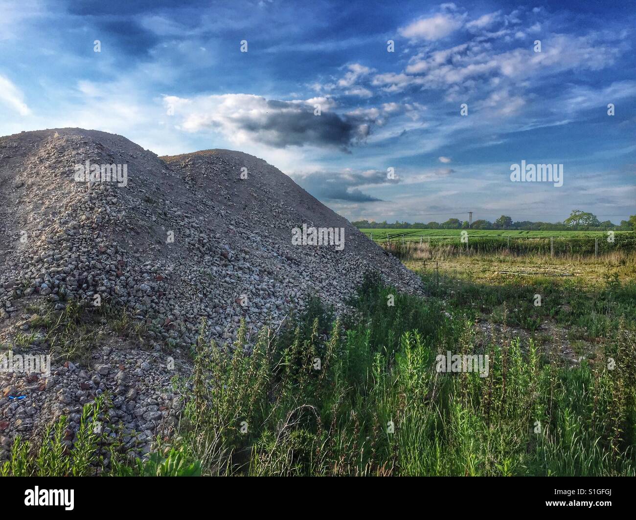 Rubble pile hi-res stock photography and images - Alamy