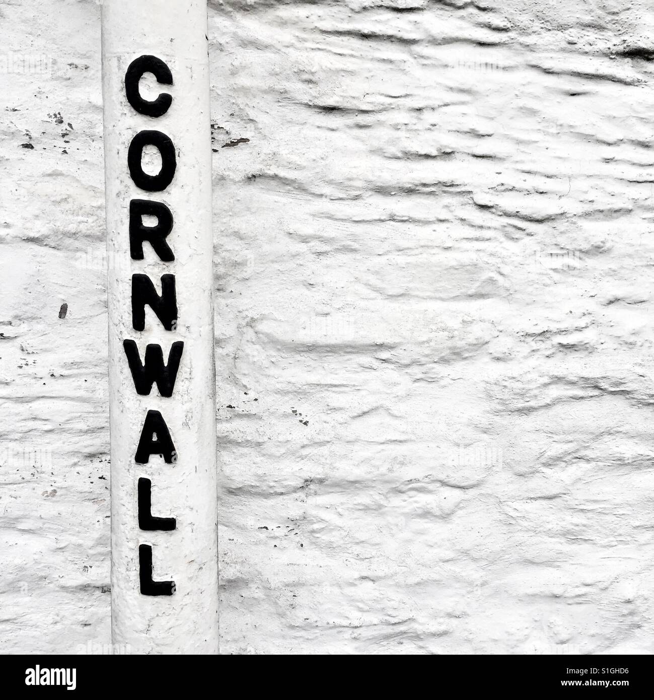 Cornwall road signs hi-res stock photography and images - Alamy
