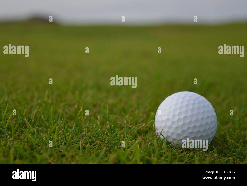 Putting fairway hi-res stock photography and images - Alamy