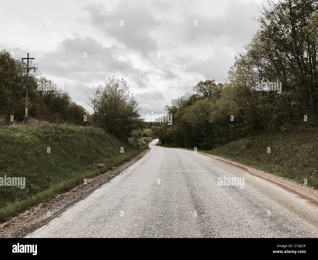 Switch back road hi-res stock photography and images - Alamy
