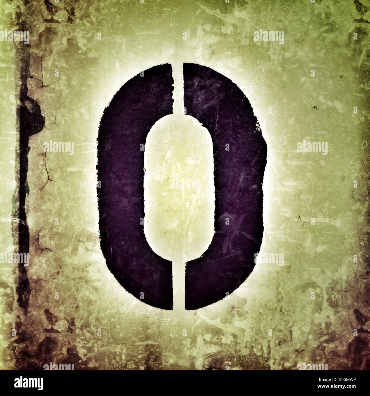 Stencilled letter O Stock Photo - Alamy