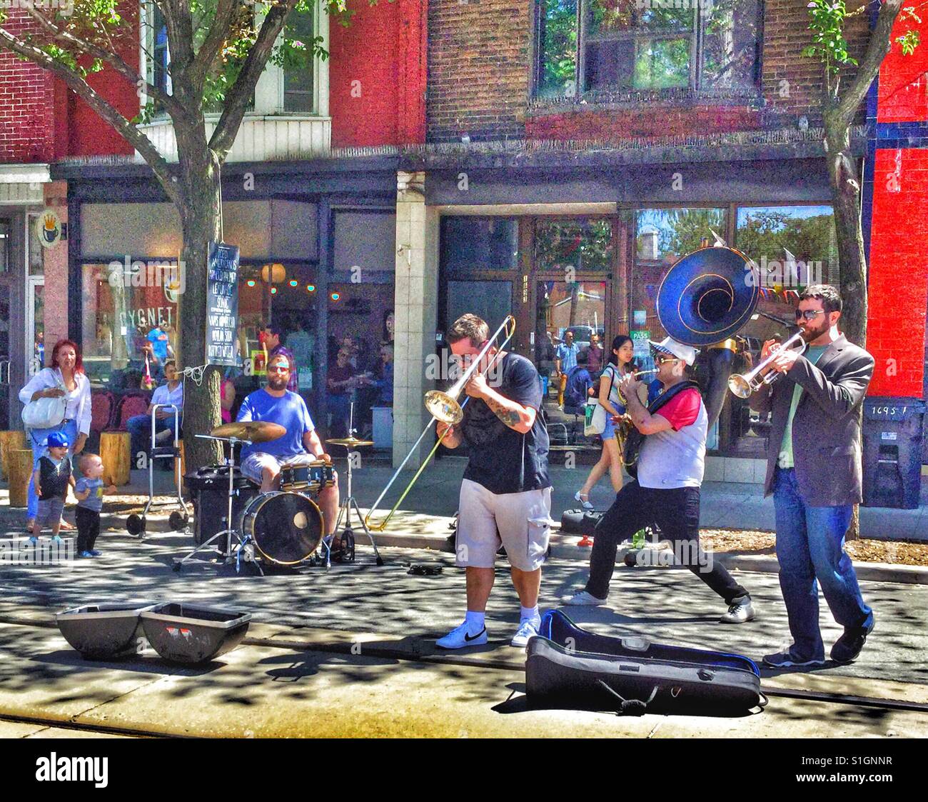 Singers street hi-res stock photography and images - Alamy