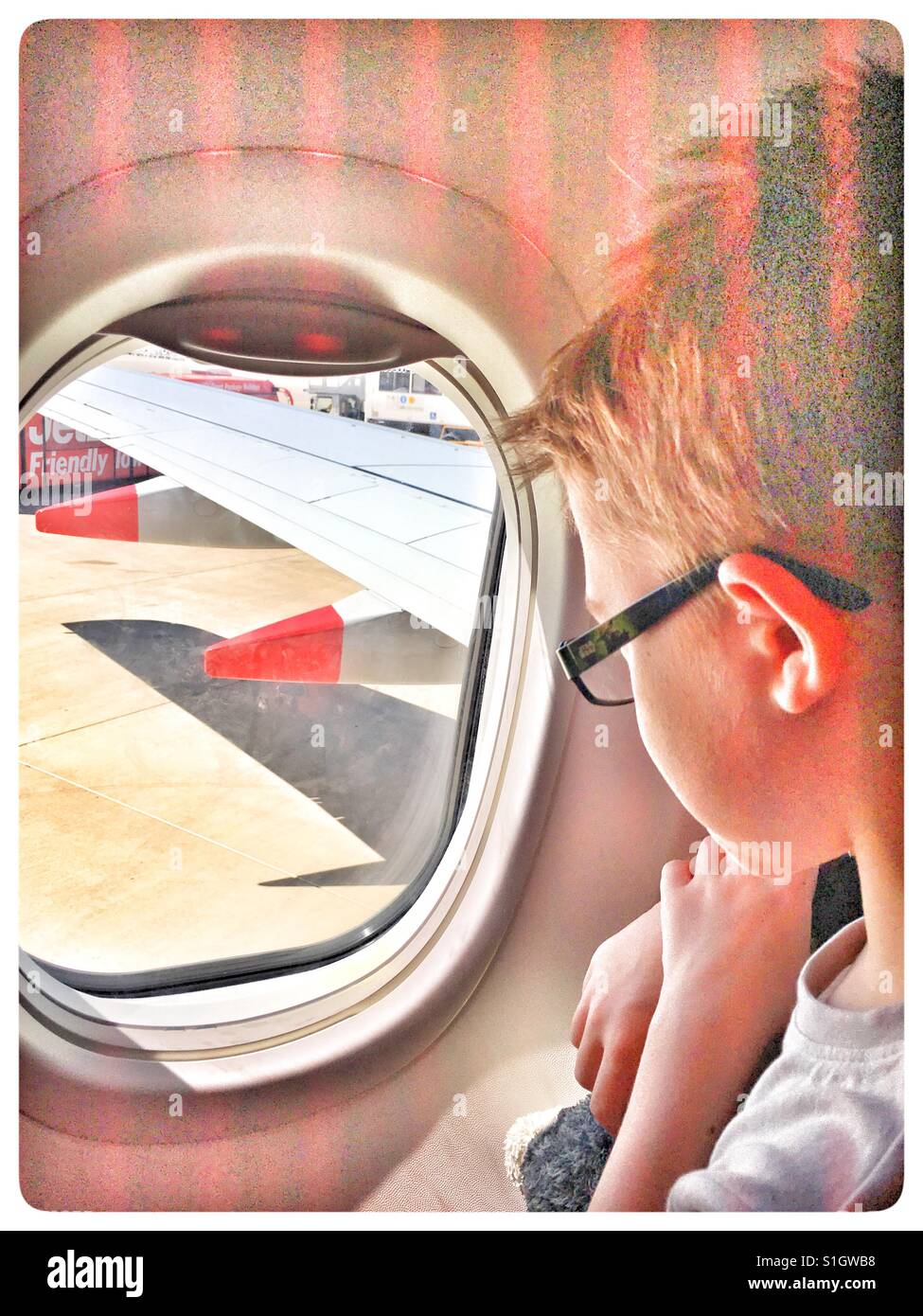 Out plane window hi-res stock photography and images - Alamy