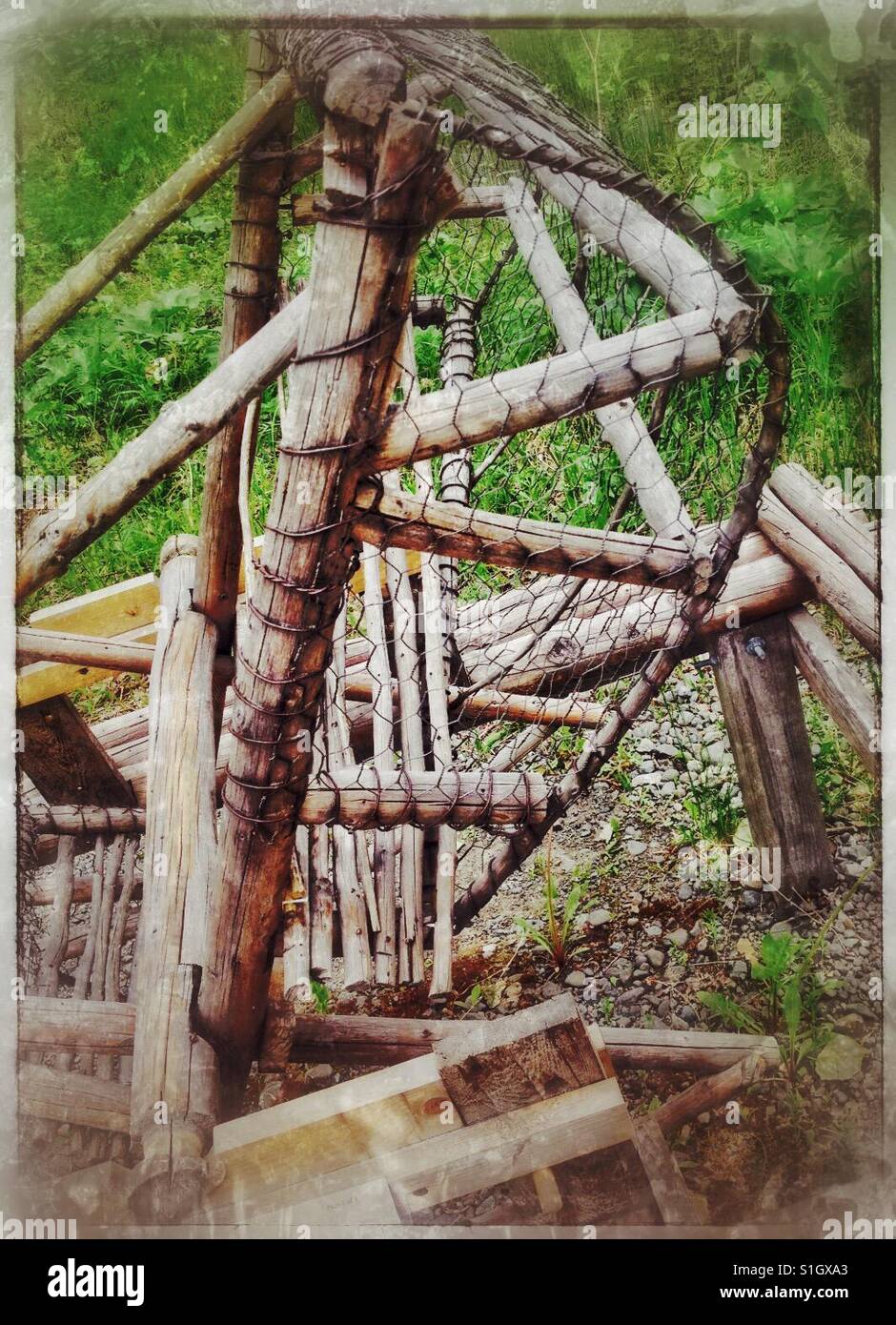Fish wheel on land hi-res stock photography and images - Alamy