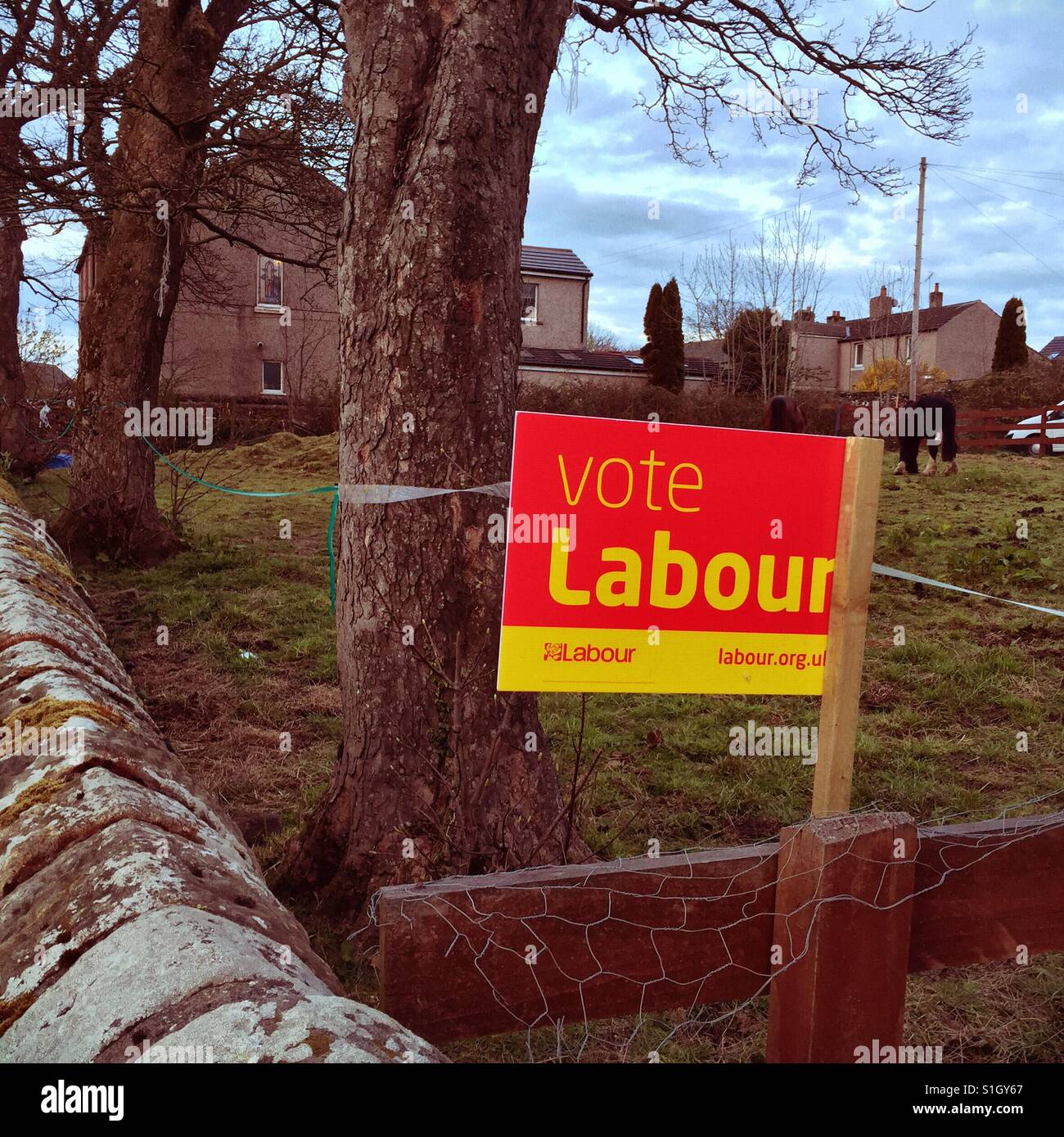 Field labour hi-res stock photography and images - Alamy