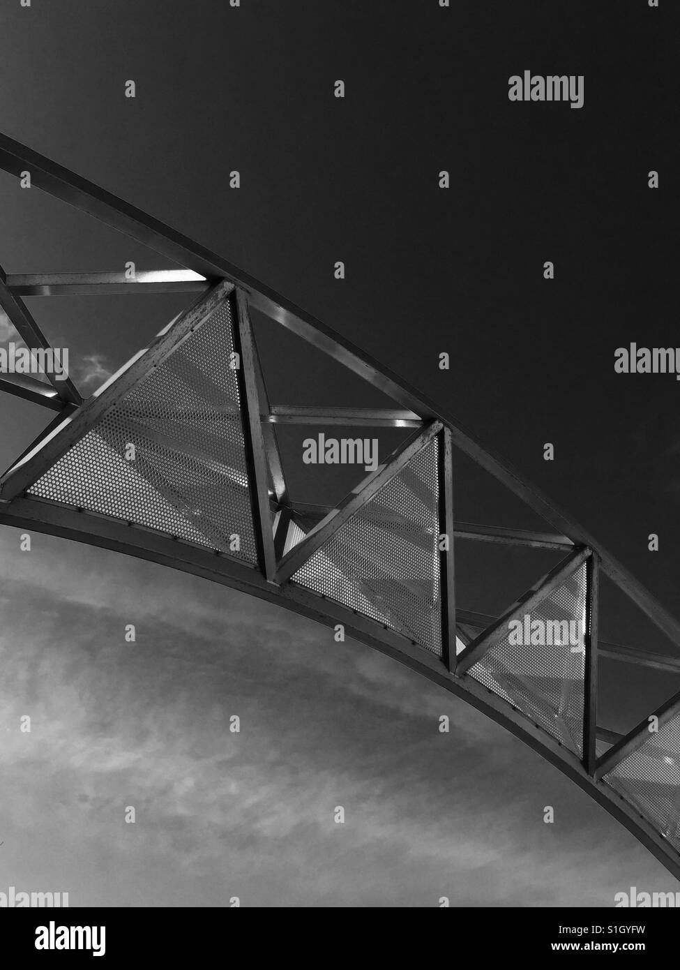 Arch curve hi-res stock photography and images - Alamy